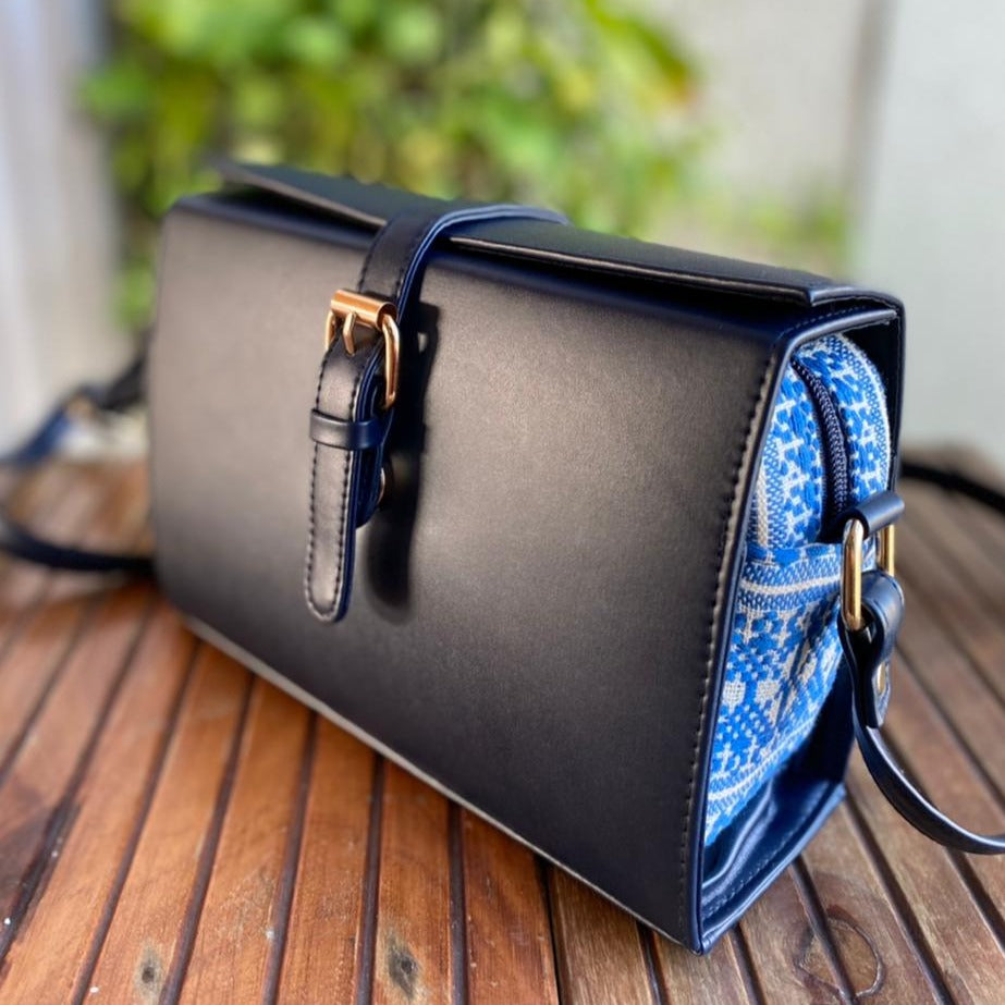 AZTEC SLING BAG – the_purse_outlet